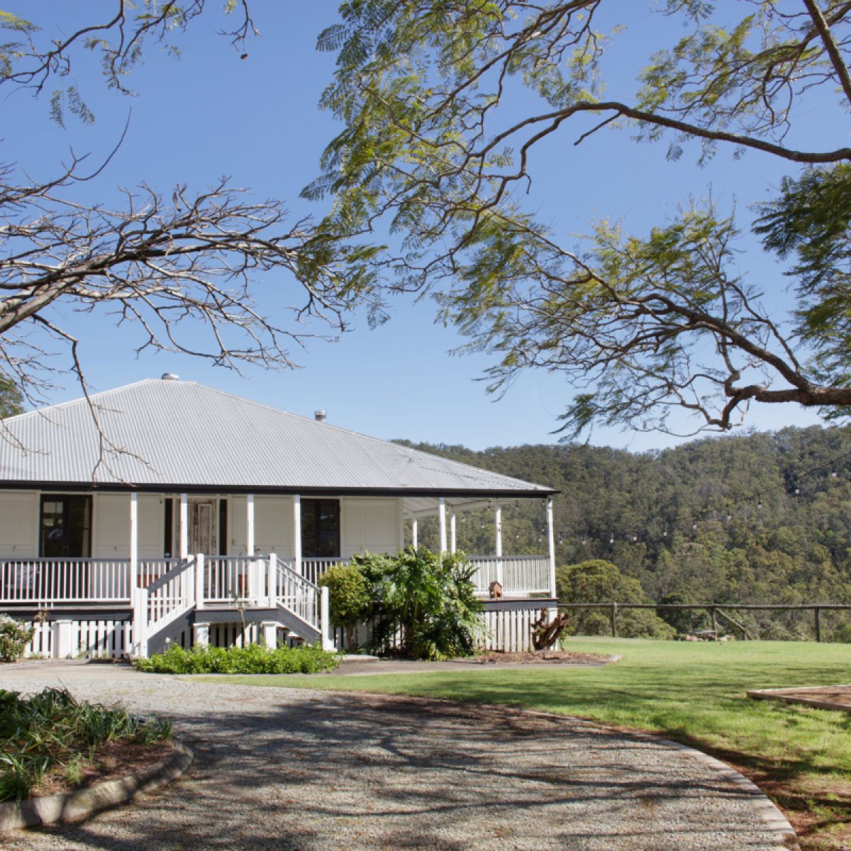 Visit Moreton Bay | Abbey Medieval Festival